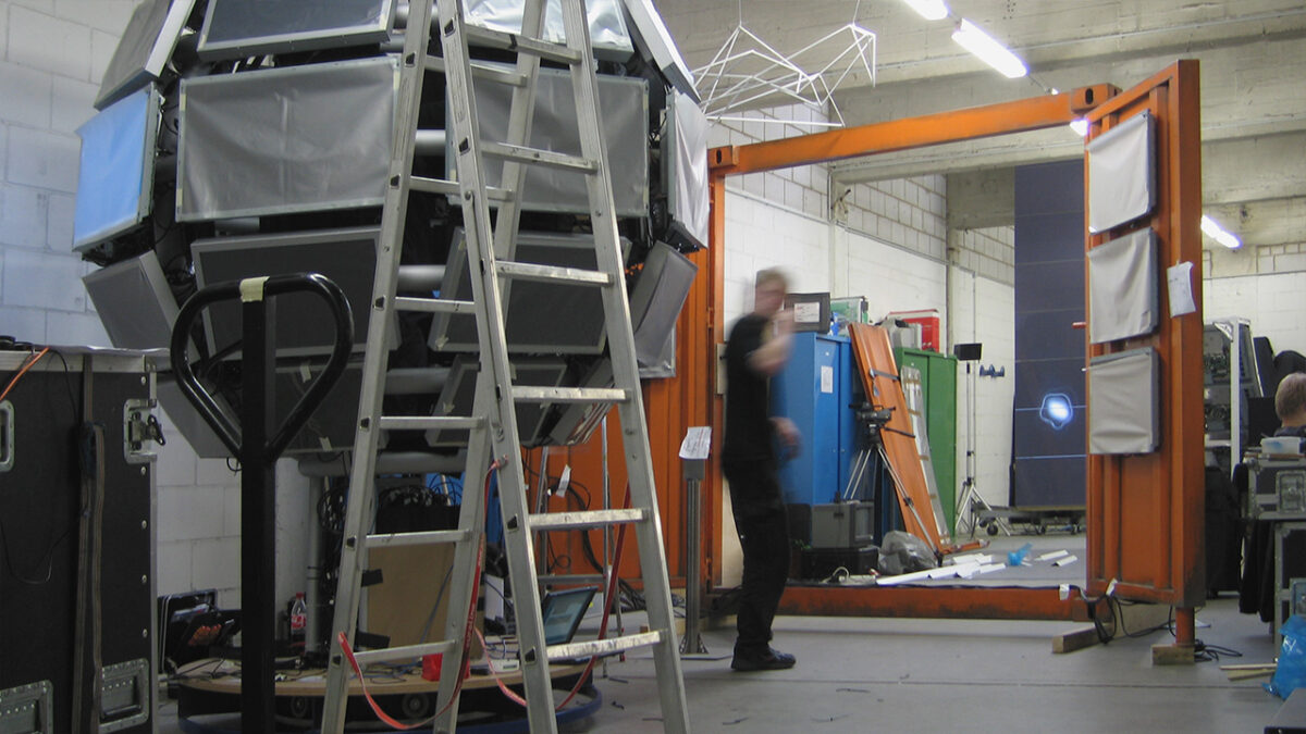 Messe:Exponat für Messeauftritt von IBM – ostnordost